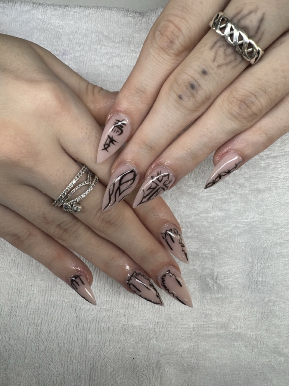 Okaluxe Nail Lounge - Nail Salon in Kelowna, BC V1V 1Z6