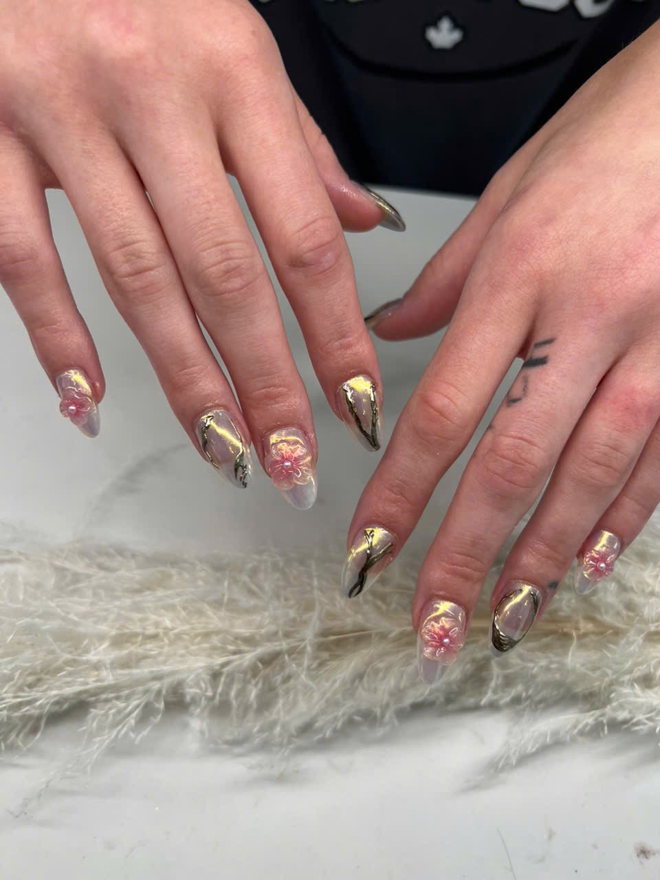 Okaluxe Nail Lounge - Nail Salon in Kelowna, BC V1V 1Z6